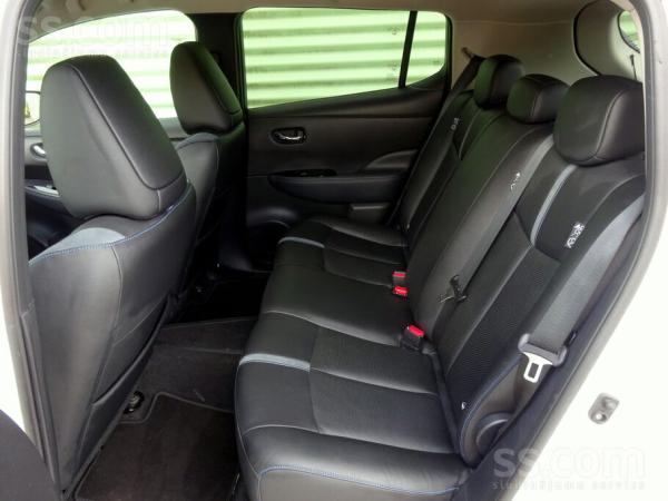Balts Nissan Leaf 2022 Rīga, ar dzinēja tilpumu 0.00 L un nobraukumu 53 tūkst. km par 17800 €, foto 7 vietnē AUTOMOTO.COM.LV