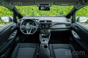 White Nissan Leaf 2022 in Riga, with an engine capacity of 0.00 L and mileage of 97 thousand km for 14980 €, photo 18 on AUTOMOTO.COM.LV
