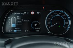 White Nissan Leaf 2022 in Riga, with an engine capacity of 0.00 L and mileage of 97 thousand km for 14980 €, photo 29 on AUTOMOTO.COM.LV