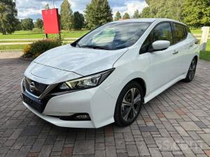 Balts Nissan Leaf 2022 Jelgava, ar dzinēja tilpumu 0.00 L un nobraukumu 38 tūkst. km par 15950 €, foto 3 vietnē AUTOMOTO.COM.LV