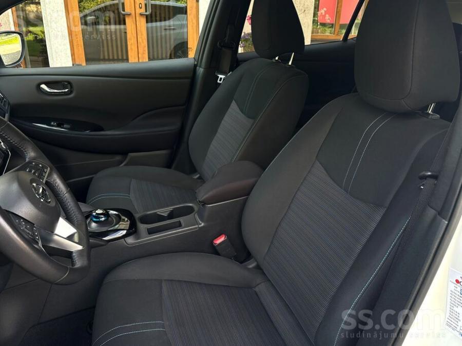 Balts Nissan Leaf 2022 Jelgava, ar dzinēja tilpumu 0.00 L un nobraukumu 38 tūkst. km par 15950 €, foto 17 vietnē AUTOMOTO.COM.LV