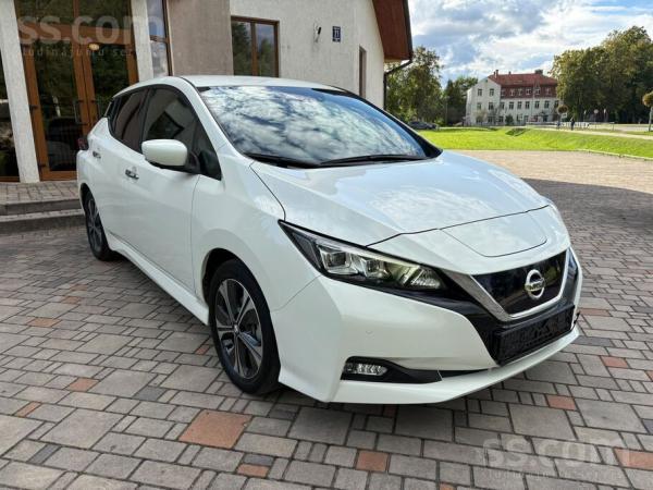 Balts Nissan Leaf 2022 Jelgava, ar dzinēja tilpumu 0.00 L un nobraukumu 38 tūkst. km par 15950 €, foto 1 vietnē AUTOMOTO.COM.LV