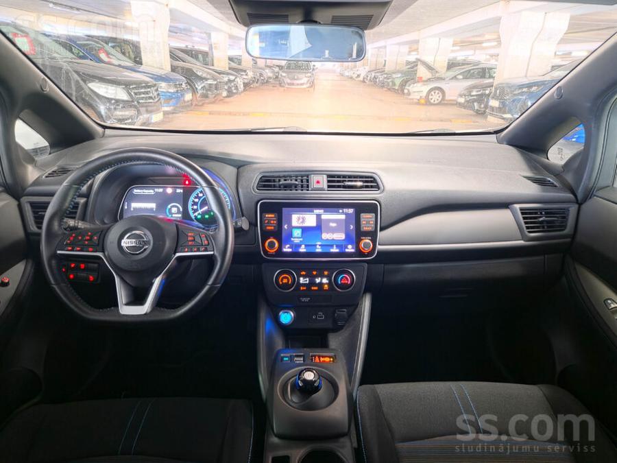 White Nissan Leaf 2022 in Riga, with an engine capacity of 0.00 L and mileage of 107 thousand km for 16950 €, photo 8 on AUTOMOTO.COM.LV