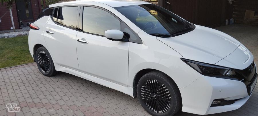 Balts Nissan Leaf 2023 Klaipėda, ar dzinēja tilpumu 0.00 L un nobraukumu 85 tūkst. km par 21500 €, foto 4 vietnē AUTOMOTO.COM.LV