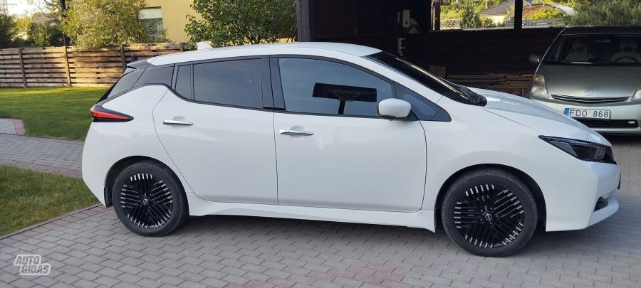 Balts Nissan Leaf 2023 Klaipėda, ar dzinēja tilpumu 0.00 L un nobraukumu 85 tūkst. km par 21500 €, foto 5 vietnē AUTOMOTO.COM.LV