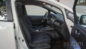 Balts Nissan Leaf 2023 Rīga, ar dzinēja tilpumu 0.00 L un nobraukumu 62 tūkst. km par 15450 €, foto 11 vietnē AUTOMOTO.COM.LV