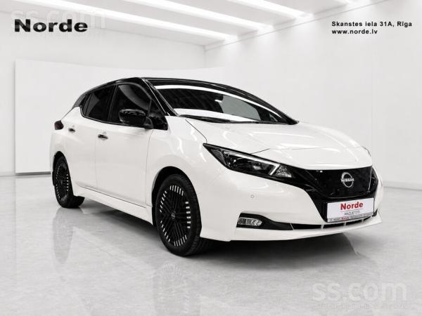 White Nissan Leaf 2023 in Riga, with an engine capacity of 0.00 L and mileage of 68 thousand km for 16890 €, photo 2 on AUTOMOTO.COM.LV