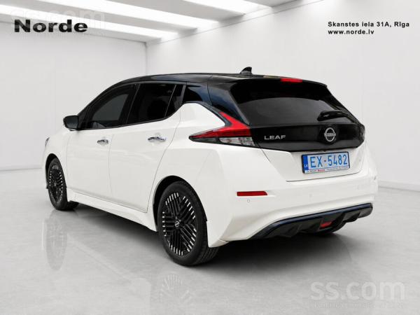 White Nissan Leaf 2023 in Riga, with an engine capacity of 0.00 L and mileage of 68 thousand km for 16890 €, photo 3 on AUTOMOTO.COM.LV
