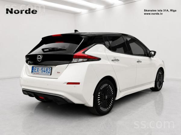 White Nissan Leaf 2023 in Riga, with an engine capacity of 0.00 L and mileage of 68 thousand km for 16890 €, photo 4 on AUTOMOTO.COM.LV