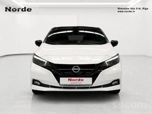 White Nissan Leaf 2023 in Riga, with an engine capacity of 0.00 L and mileage of 68 thousand km for 16890 €, photo 5 on AUTOMOTO.COM.LV