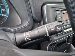 White Nissan Leaf 2023 in Vilnius, with an engine capacity of 0.00 L and mileage of 30 thousand km for 14950 €, photo 17 on AUTOMOTO.COM.LV