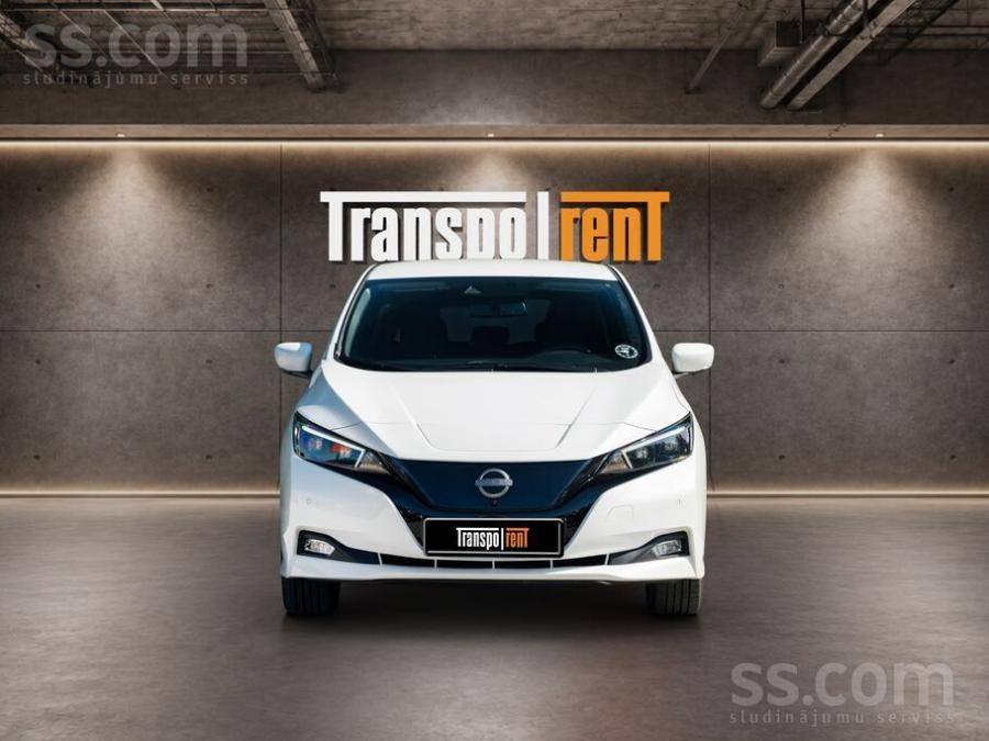 Balts Nissan Leaf 2023 Rīga, ar dzinēja tilpumu 0.00 L un nobraukumu 28 tūkst. km par 18900 €, foto 3 vietnē AUTOMOTO.COM.LV