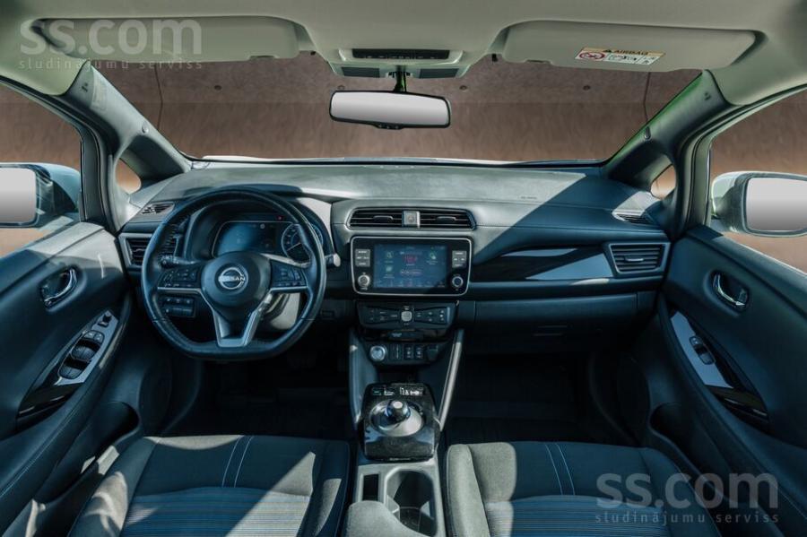 Balts Nissan Leaf 2023 Rīga, ar dzinēja tilpumu 0.00 L un nobraukumu 28 tūkst. km par 18900 €, foto 11 vietnē AUTOMOTO.COM.LV