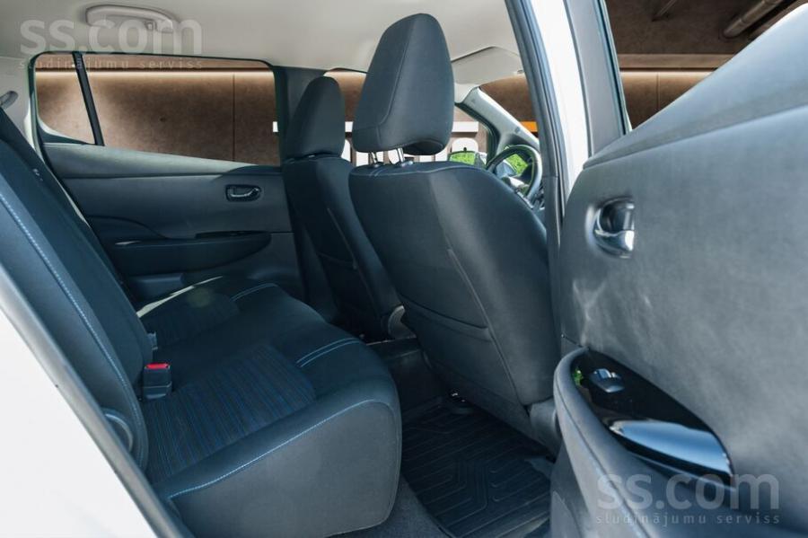 Balts Nissan Leaf 2023 Rīga, ar dzinēja tilpumu 0.00 L un nobraukumu 28 tūkst. km par 18900 €, foto 15 vietnē AUTOMOTO.COM.LV