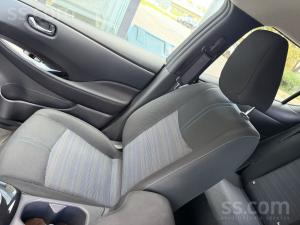Balts Nissan Leaf 2023 Rīga, ar dzinēja tilpumu 0.00 L un nobraukumu 102 tūkst. km par 14500 €, foto 3 vietnē AUTOMOTO.COM.LV