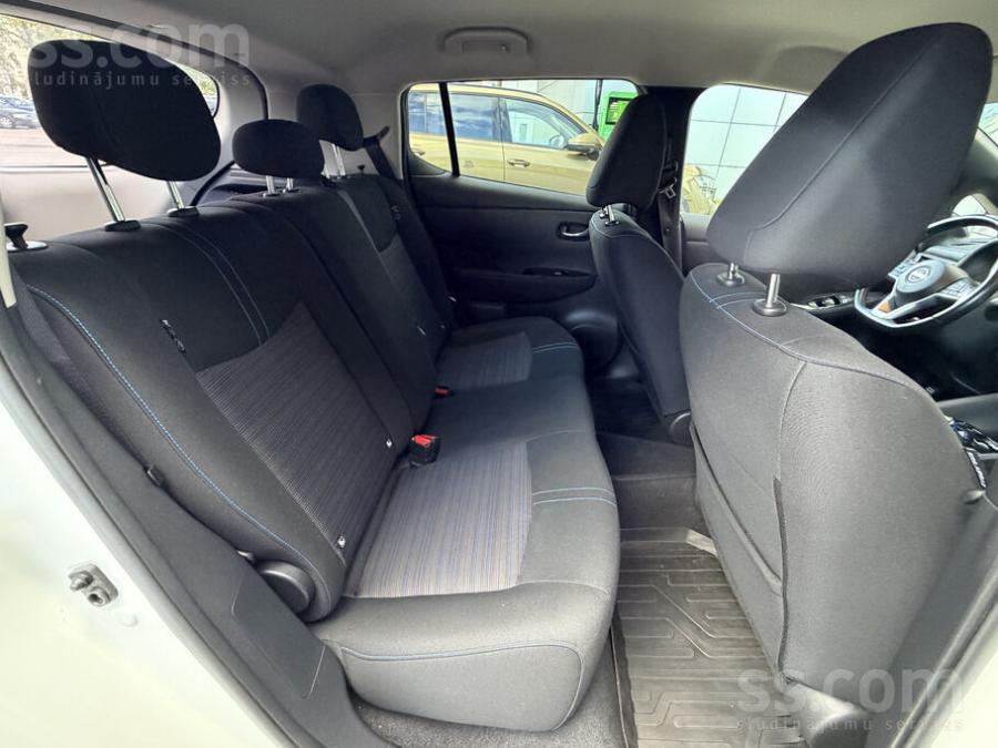 Balts Nissan Leaf 2023 Rīga, ar dzinēja tilpumu 0.00 L un nobraukumu 102 tūkst. km par 14500 €, foto 5 vietnē AUTOMOTO.COM.LV