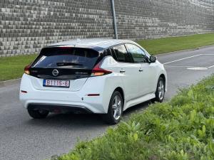 Balts Nissan Leaf 2023 Rīga, ar dzinēja tilpumu 0.00 L un nobraukumu 102 tūkst. km par 14500 €, foto 12 vietnē AUTOMOTO.COM.LV