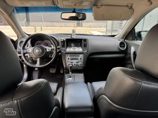 Black Nissan Maxima 2012 in Vilnius, with an engine capacity of 3.50 L and mileage of 262 thousand km for 5500 €, photo 10 on AUTOMOTO.COM.LV