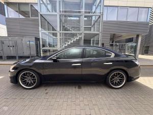 Black Nissan Maxima 2012 in Vilnius, with an engine capacity of 3.50 L and mileage of 262 thousand km for 5500 €, photo 6 on AUTOMOTO.COM.LV