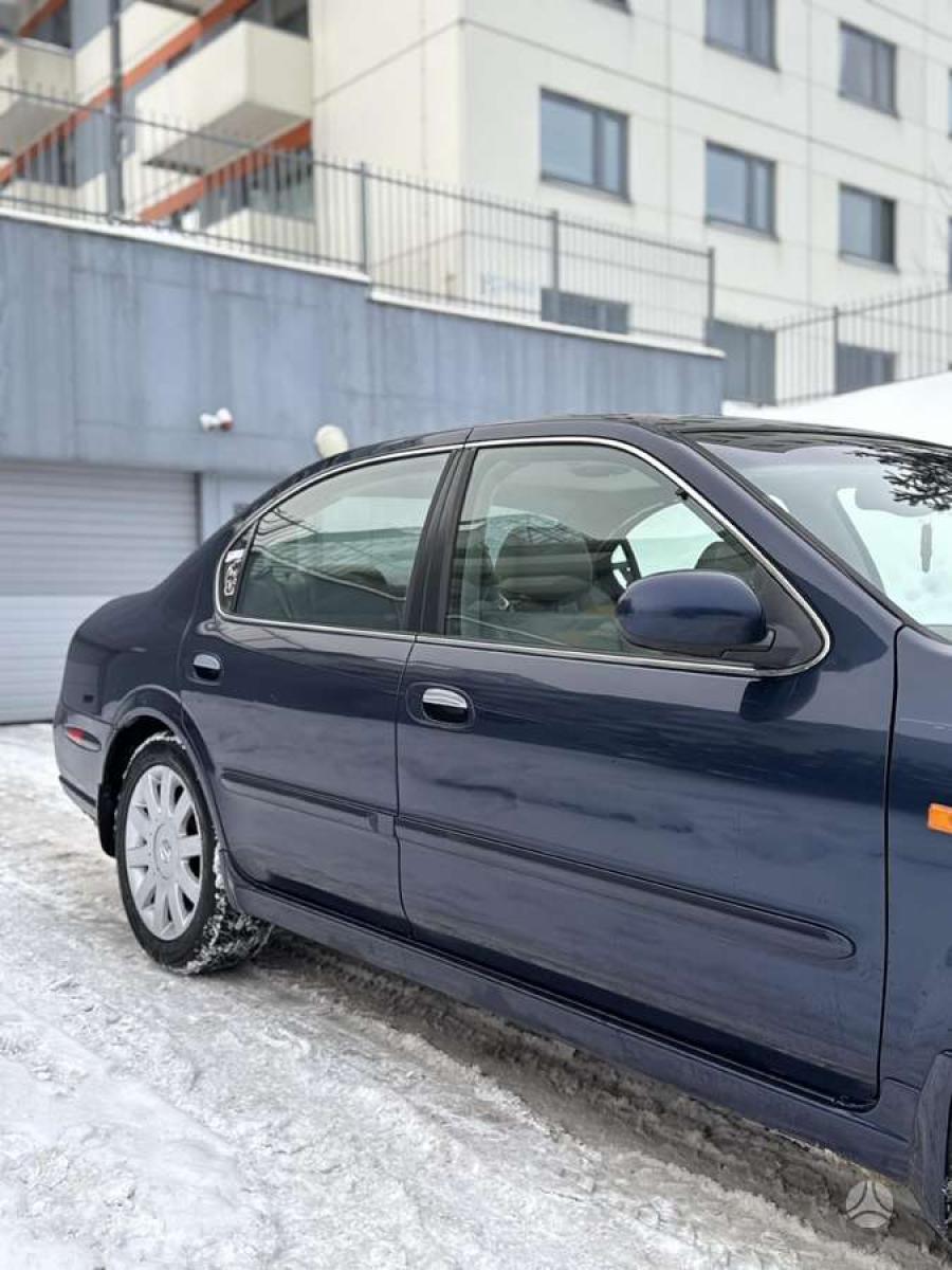 Zils Nissan Maxima 2004 Viļņa, ar dzinēja tilpumu 3.50 L un nobraukumu 220 tūkst. km par 2100 €, foto 16 vietnē AUTOMOTO.COM.LV