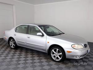 Pelēks Nissan Maxima 2002 Tallina, ar dzinēja tilpumu 3.00 L un nobraukumu 289 tūkst. km par 999 €, foto  vietnē AUTOMOTO.COM.LV