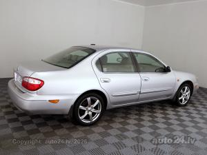 Pelēks Nissan Maxima 2002 Tallina, ar dzinēja tilpumu 3.00 L un nobraukumu 289 tūkst. km par 999 €, foto 4 vietnē AUTOMOTO.COM.LV