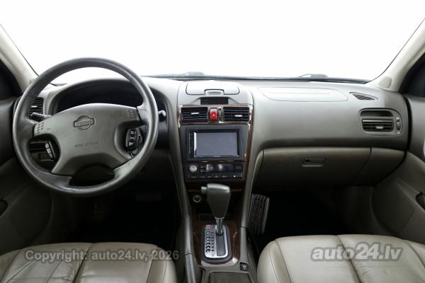 Pelēks Nissan Maxima 2002 Tallina, ar dzinēja tilpumu 3.00 L un nobraukumu 289 tūkst. km par 999 €, foto 6 vietnē AUTOMOTO.COM.LV