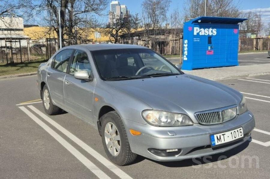 Pelēks Nissan Maxima 2004 Rīga, ar dzinēja tilpumu 2.00 L un nobraukumu 219 tūkst. km par 600 €, foto 1 vietnē AUTOMOTO.COM.LV