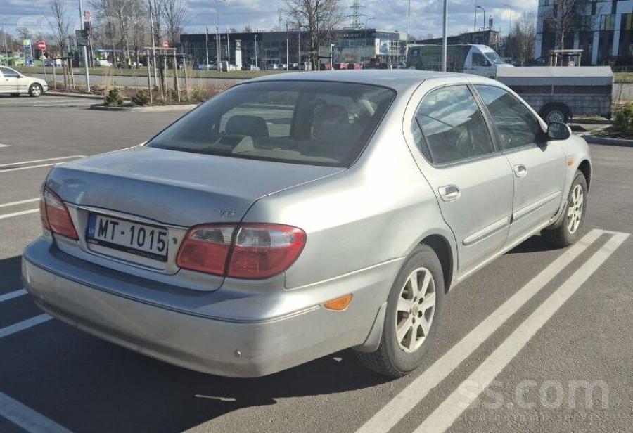 Pelēks Nissan Maxima 2004 Rīga, ar dzinēja tilpumu 2.00 L un nobraukumu 219 tūkst. km par 600 €, foto 3 vietnē AUTOMOTO.COM.LV