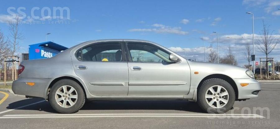 Pelēks Nissan Maxima 2004 Rīga, ar dzinēja tilpumu 2.00 L un nobraukumu 219 tūkst. km par 600 €, foto 4 vietnē AUTOMOTO.COM.LV