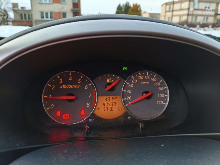 Melns Nissan Micra 2010 Širvintos, ar dzinēja tilpumu 1.24 L un nobraukumu 141 tūkst. km par 2100 €, foto 6 vietnē AUTOMOTO.COM.LV