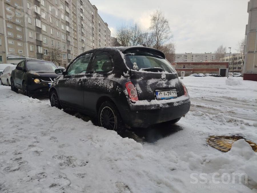 Melns Nissan Micra 2003 Rīga, ar dzinēja tilpumu 1.50 L un nobraukumu 300 tūkst. km par 1000 €, foto 2 vietnē AUTOMOTO.COM.LV