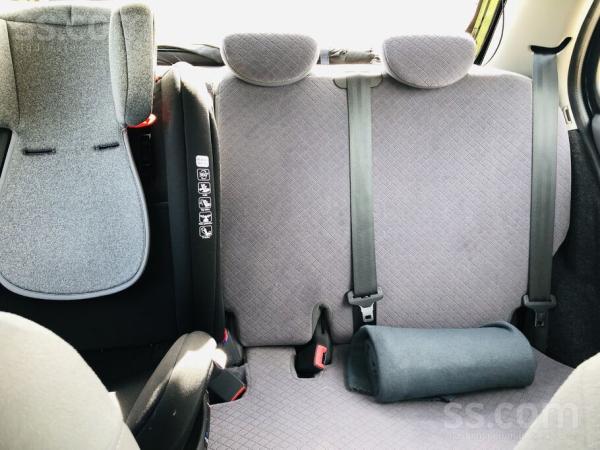 Melns Nissan Micra 2003 Jēkabpils, ar dzinēja tilpumu 1.20 L un nobraukumu 231 tūkst. km par 1250 €, foto 6 vietnē AUTOMOTO.COM.LV