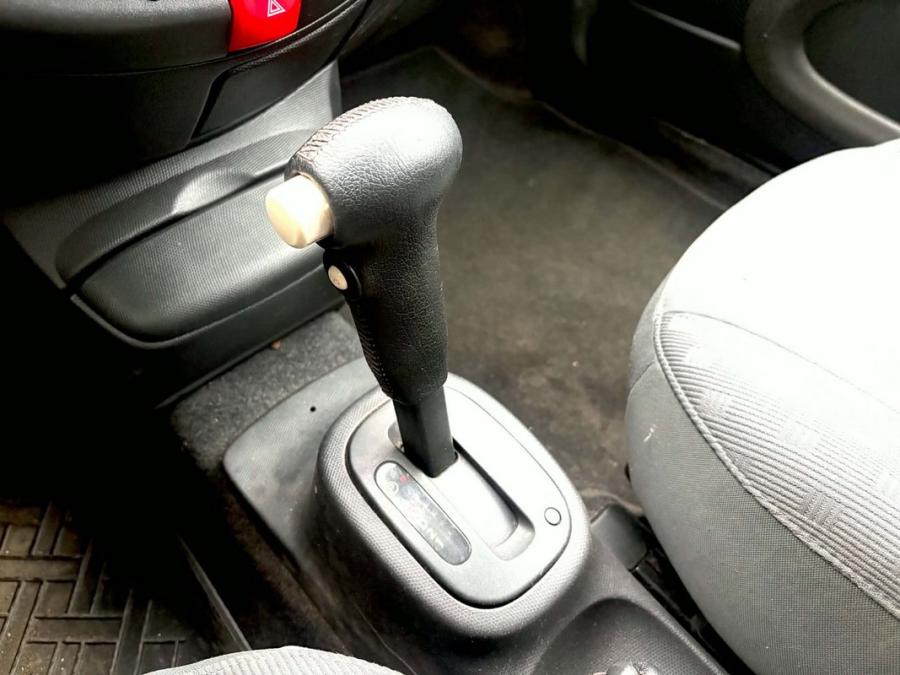 Melns Nissan Micra 2005 Tallina, ar dzinēja tilpumu 0.00 L un nobraukumu 173 tūkst. km par 2199 €, foto 28 vietnē AUTOMOTO.COM.LV