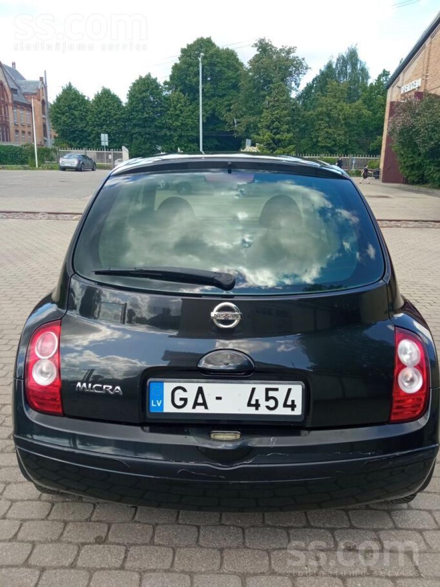 Black Nissan Micra 2006 in Riga, with an engine capacity of 1.20 L and mileage of 118 thousand km for 2500 €, photo 4 on AUTOMOTO.COM.LV