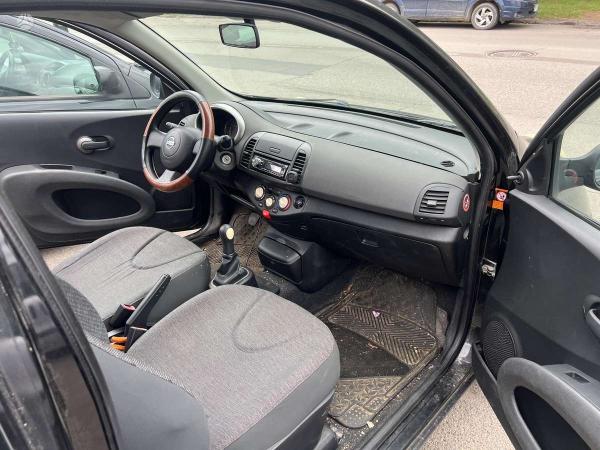 Melns Nissan Micra 2006 Viļņa, ar dzinēja tilpumu 1.24 L un nobraukumu 65 tūkst. km par 390 €, foto 4 vietnē AUTOMOTO.COM.LV