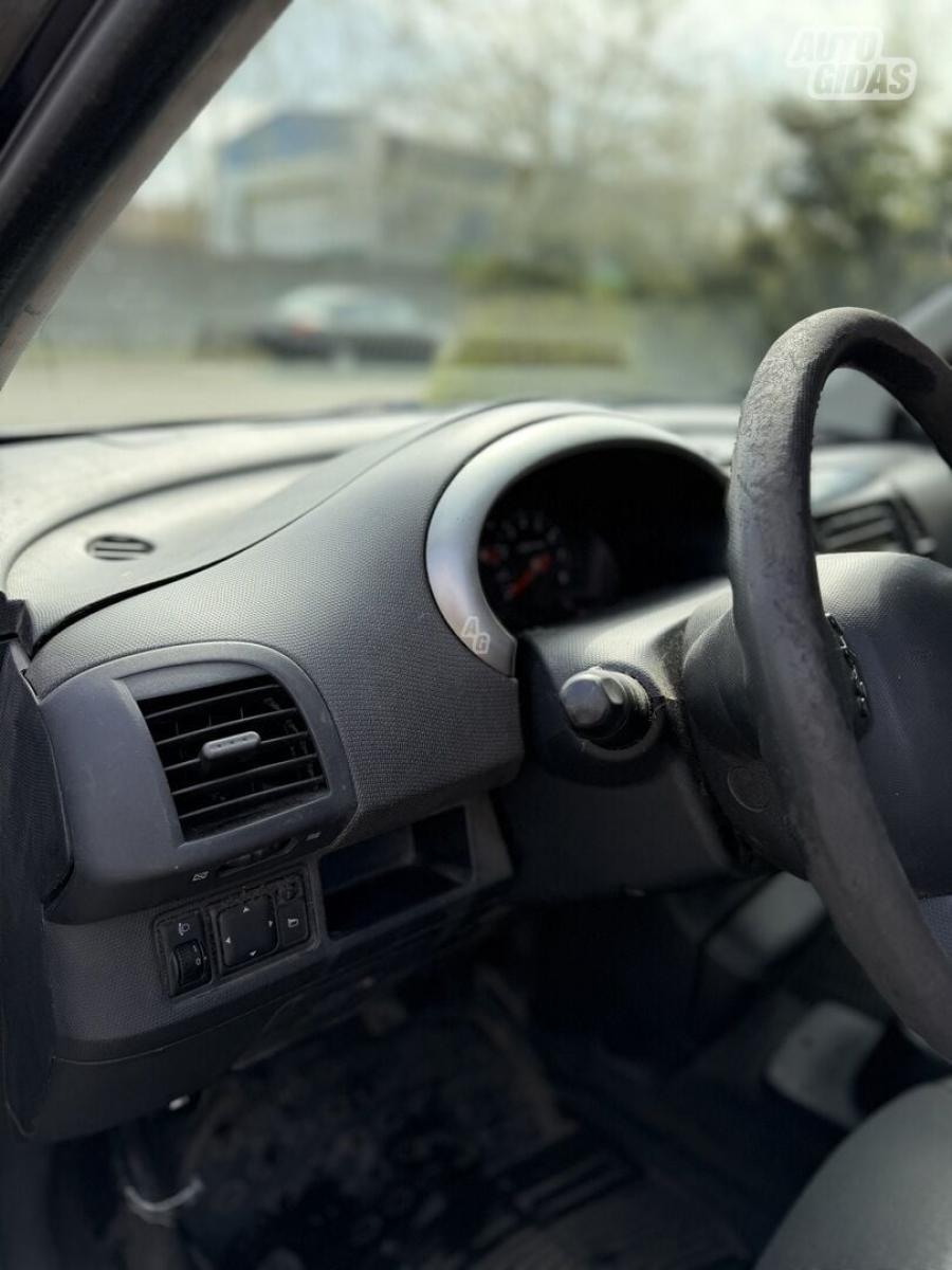 Melns Nissan Micra 2009 Kauņa, ar dzinēja tilpumu 1.40 L un nobraukumu 312 tūkst. km par 850 €, foto 11 vietnē AUTOMOTO.COM.LV