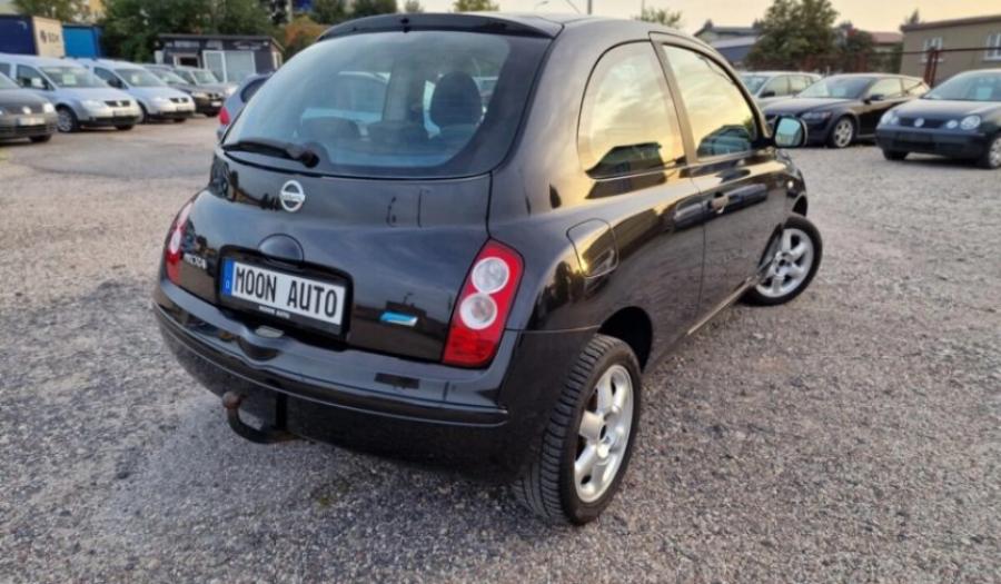 Black Nissan Micra 2009 in Riga, with an engine capacity of 1.20 L and mileage of 214 thousand km for 2990 €, photo 18 on AUTOMOTO.COM.LV