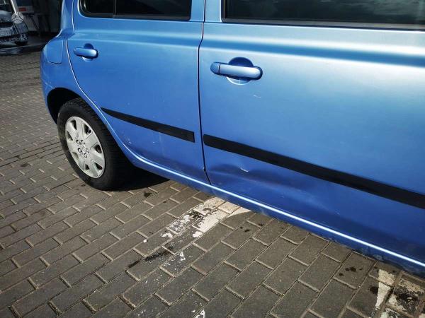 Zils Nissan Micra 2004 Viļņa, ar dzinēja tilpumu 1.24 L un nobraukumu 210 tūkst. km par 1111 €, foto 5 vietnē AUTOMOTO.COM.LV