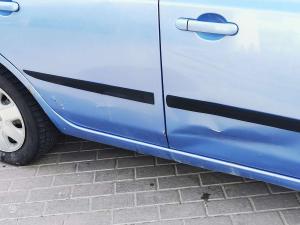 Blue Nissan Micra 2004 in Vilnius, with an engine capacity of 1.24 L and mileage of 210 thousand km for 1111 €, photo 11 on AUTOMOTO.COM.LV
