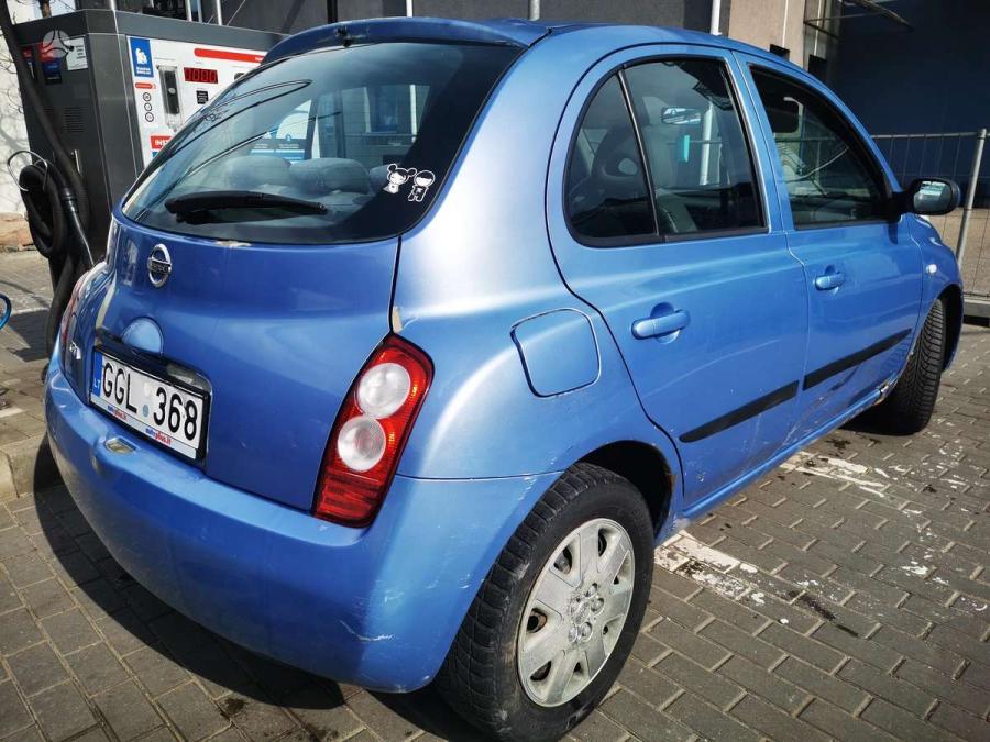 Blue Nissan Micra 2004 in Vilnius, with an engine capacity of 1.24 L and mileage of 210 thousand km for 1111 €, photo 13 on AUTOMOTO.COM.LV