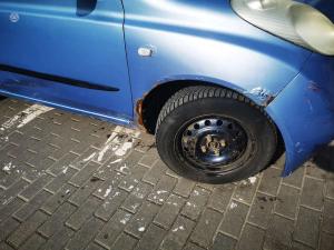 Blue Nissan Micra 2004 in Vilnius, with an engine capacity of 1.24 L and mileage of 210 thousand km for 1111 €, photo 18 on AUTOMOTO.COM.LV