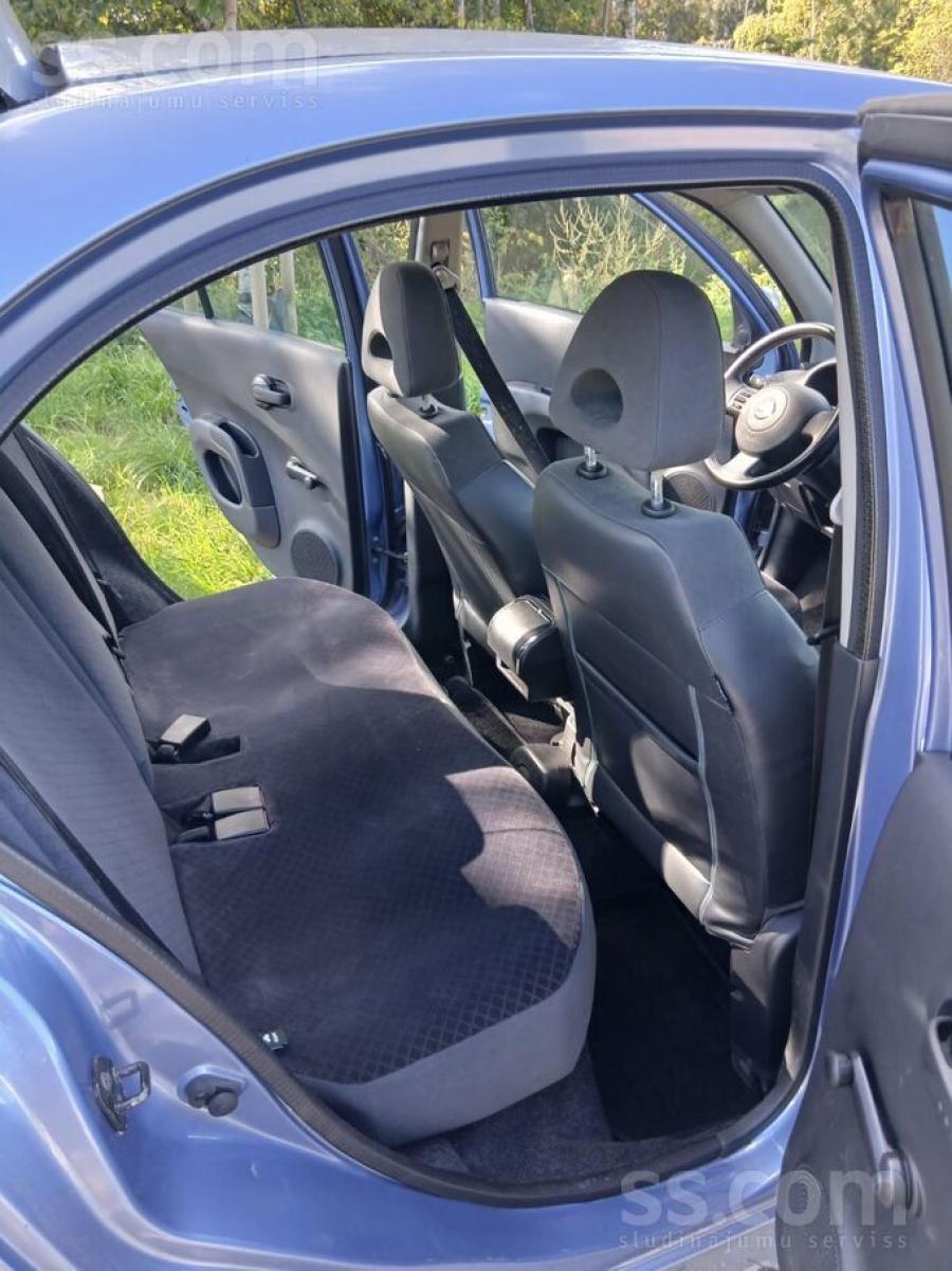 Blue Nissan Micra 2004 in Riga, with an engine capacity of 1.20 L and mileage of 283 thousand km for 1250 €, photo 6 on AUTOMOTO.COM.LV