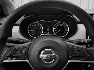 Blue Nissan Micra 2022 in Vilnius, with an engine capacity of 1.00 L and mileage of 71 thousand km for 11990 €, photo 7 on AUTOMOTO.COM.LV