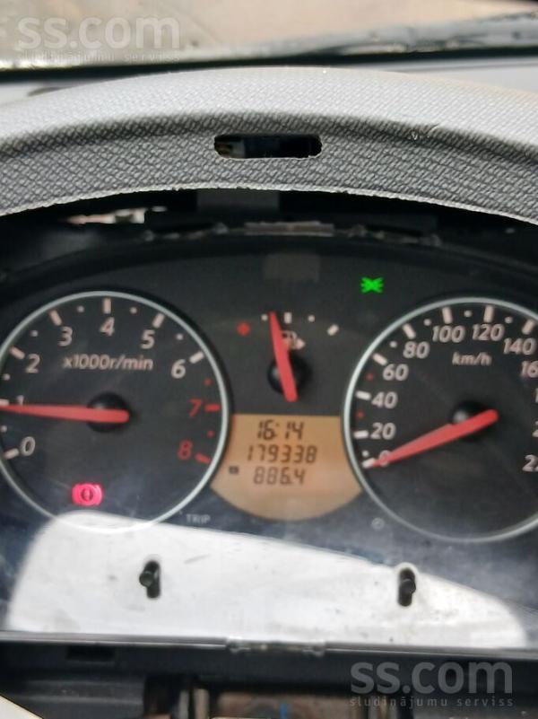 Brūns Nissan Micra 2006 Ogre, ar dzinēja tilpumu 1.20 L un nobraukumu 179 tūkst. km par 600 €, foto 10 vietnē AUTOMOTO.COM.LV