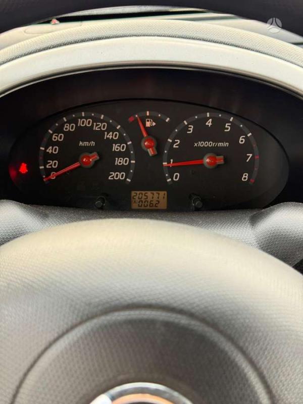 Green Nissan Micra 2003 in Vilnius, with an engine capacity of 1.24 L and mileage of 206 thousand km for 700 €, photo 10 on AUTOMOTO.COM.LV
