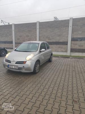 Pelēks Nissan Micra 2004 Viļņa, ar dzinēja tilpumu 1.20 L un nobraukumu 150 tūkst. km par 540 €, foto  vietnē AUTOMOTO.COM.LV