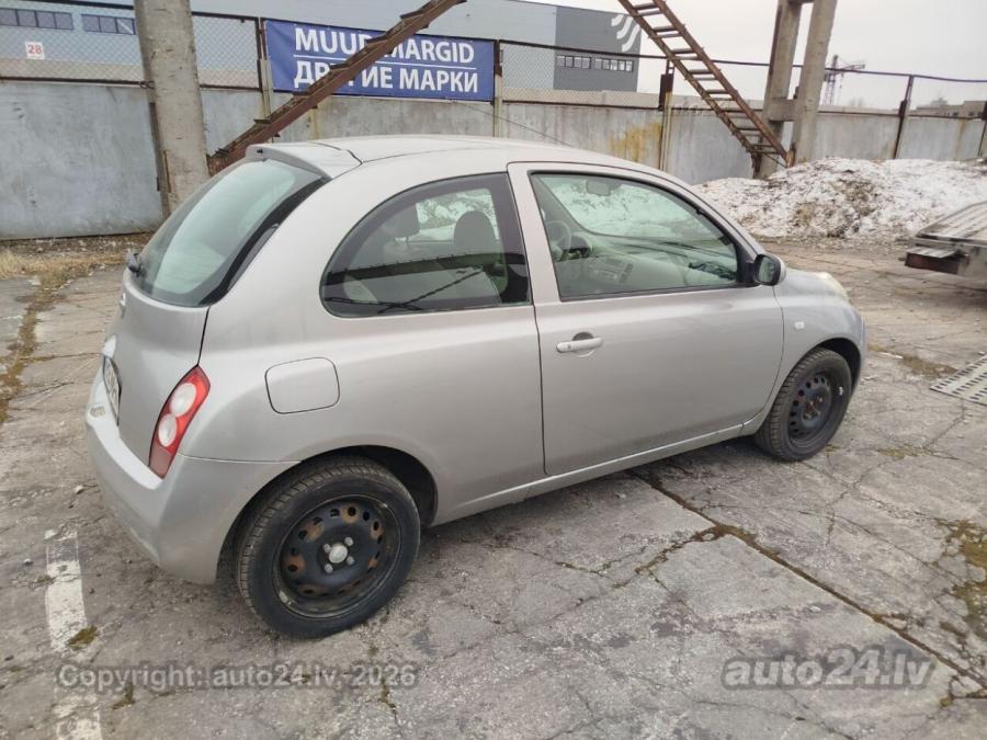 Grey Nissan Micra 2003 in Tallinn, with an engine capacity of 1.20 L and mileage of 176 thousand km for 499 €, photo 3 on AUTOMOTO.COM.LV