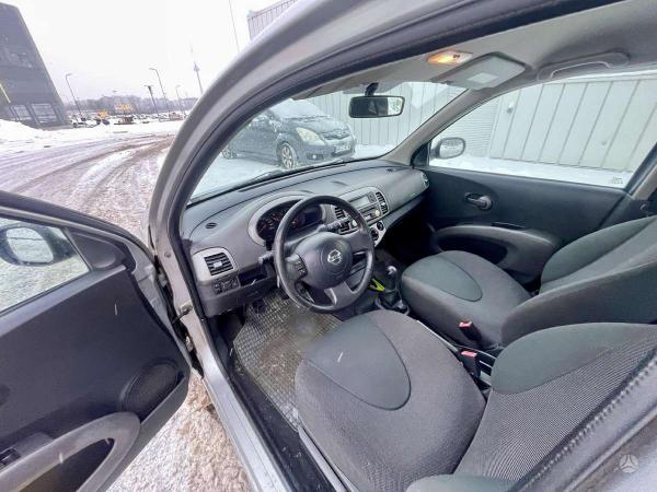 Pelēks Nissan Micra 2005 Viļņa, ar dzinēja tilpumu 1.50 L un nobraukumu 199 tūkst. km par 1500 €, foto 10 vietnē AUTOMOTO.COM.LV