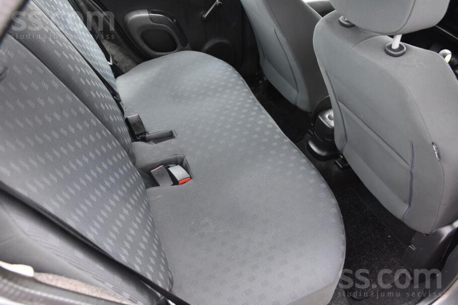 Pelēks Nissan Micra 2005 Rīga, ar dzinēja tilpumu 1.20 L un nobraukumu 103 tūkst. km par 1500 €, foto 12 vietnē AUTOMOTO.COM.LV